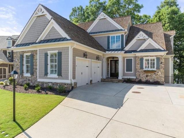 3398 Harbour Point Pkwy, Gainesville, GA 30506
