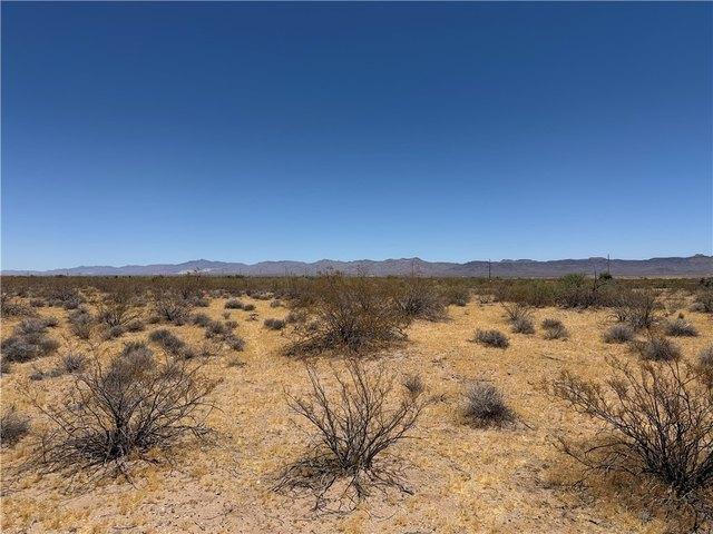 3398 S Needles Trl, Golden Valley, AZ 86413