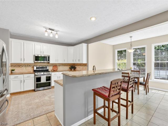 33999 Hickory Court