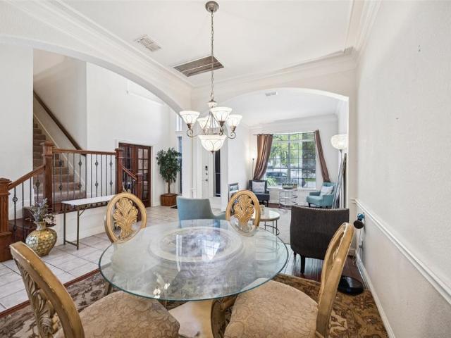 3399 Columbus Drive