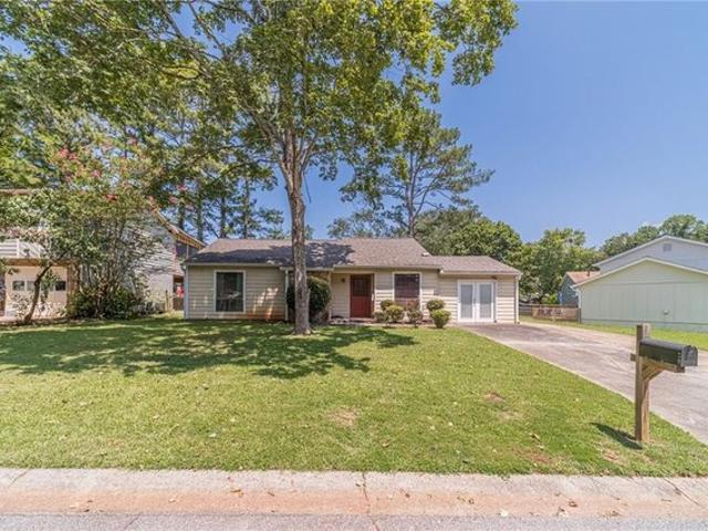 3399 Timbercreek Dr, Lawrenceville, GA 30044