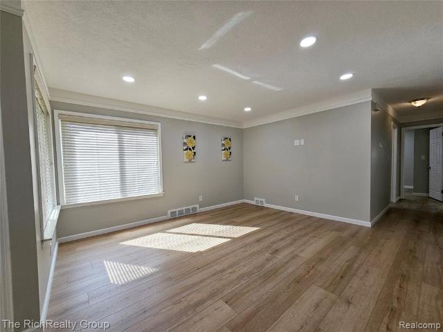 33900 Beechnut Street