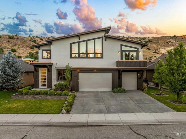 3390 E Parsnip Peak Dr, Boise, ID 83716
