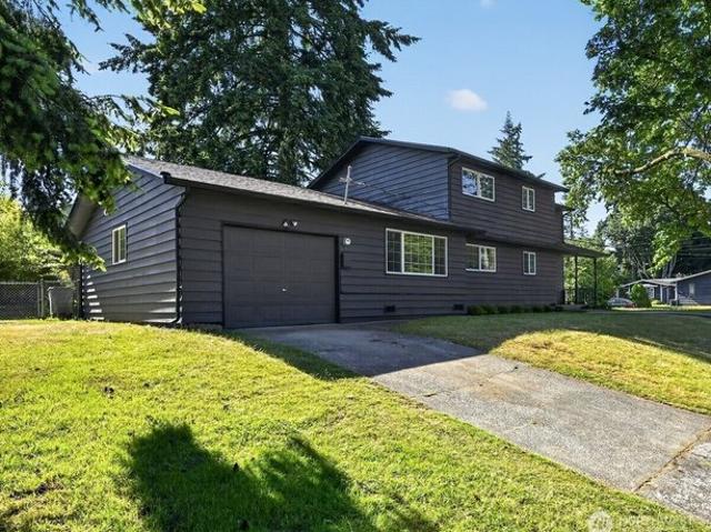 3390 rd Ave SW, Federal Way, WA 98023
