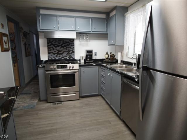 3392 Jewel Cave Dr, Las Vegas, NV 89122 | MLS #2767 | Compass