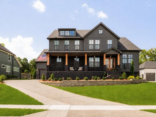 3392 Sarah Bee Ln, Thompsons Station, TN 37179