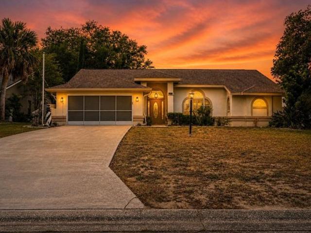 33939 Valencia Dr, Leesburg, FL 34788