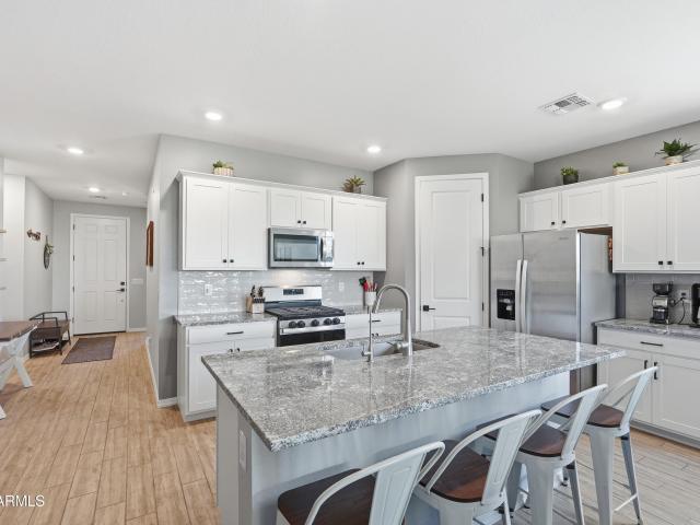 3393 e valleyhigh trail