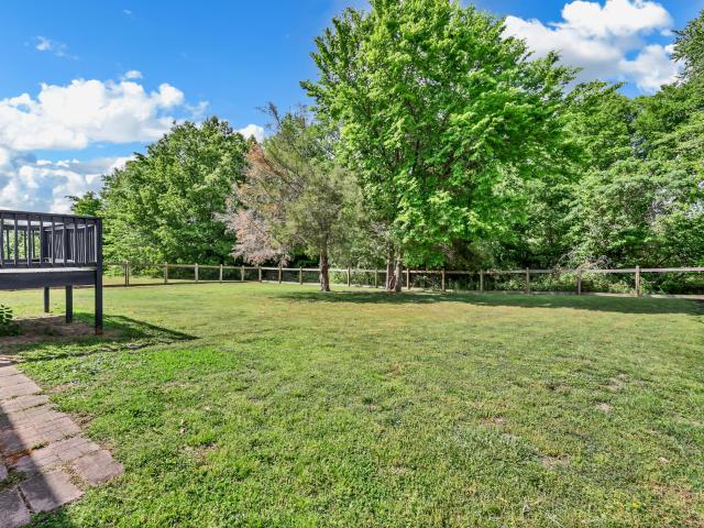 3393 Endsworth Dr
