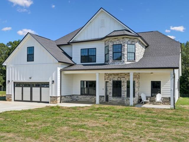 3393 Slayden Marion Rd, Cumberland Furnace, TN 37051