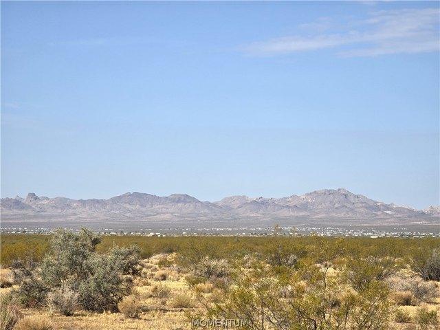 339 34 N Truman Rd, Golden Valley, AZ 86413