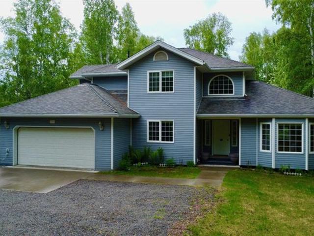 339 Crystal Rd, Fairbanks, AK 99712