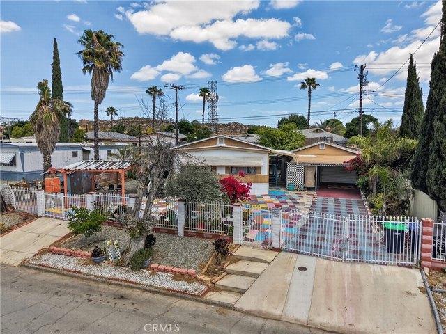 339 Altura Dr, Perris, CA 92570