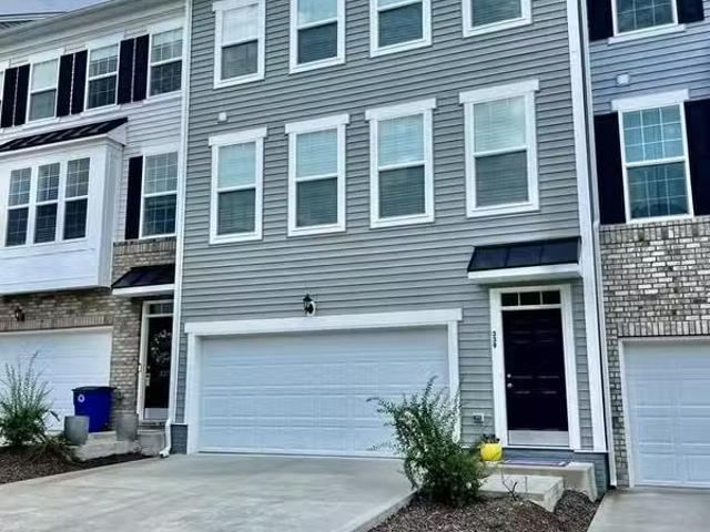 339 Bay Street 1 339 Bay St