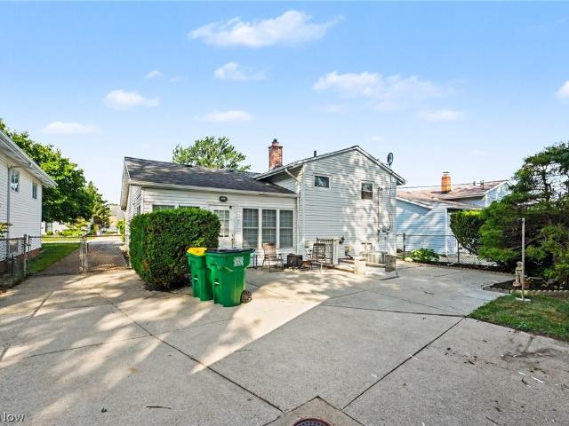339 E 315th Street