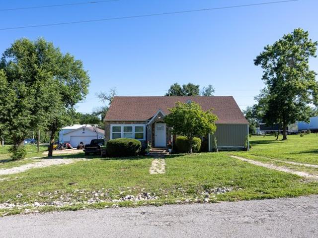 339 First St, Summersville, MO 65571
