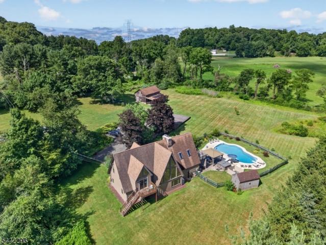 339 Hackett Rd