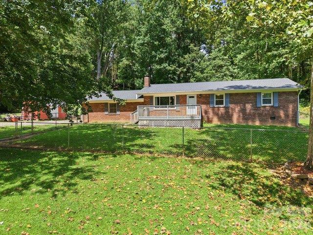 339 Indian Hills Loop, Waynesville, NC 28786