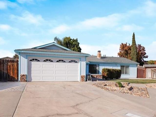 339 Lannis Ct, Ripon, CA 95366