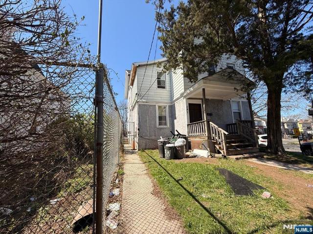 339 Myrtle Avenue