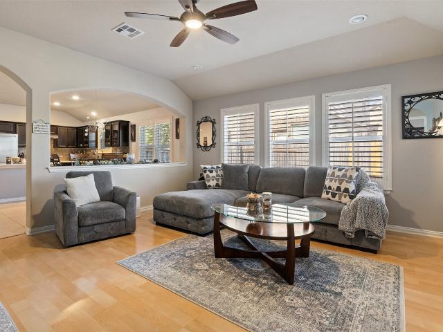 339 Strawberry Blonde Dr, Buda, TX 78610 | MLS #8871