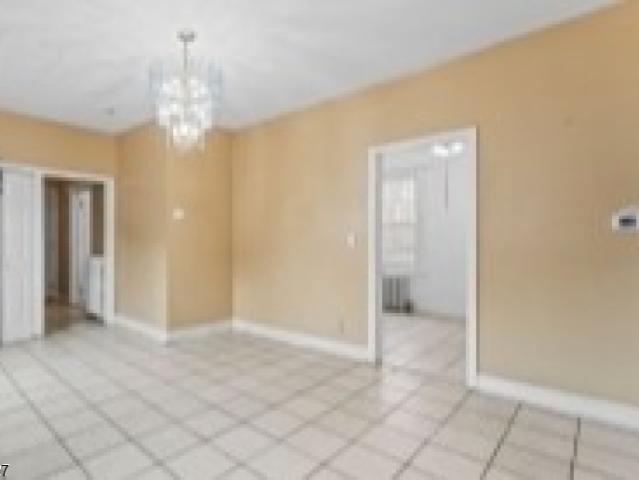 339 Paxton St