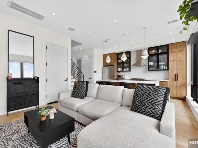 339 Palisade Avenue # 3