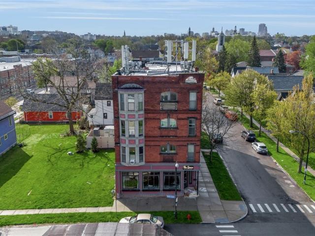 339 Rhode Island Street