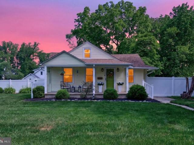 339 Wenonah Ave, Mantua, NJ 08051