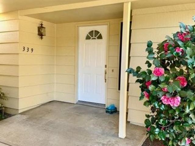 339 Twin Lakes Dr, Santa Rosa, CA 95409