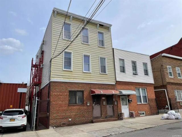 37 43 58th St, Woodside, NY 11377