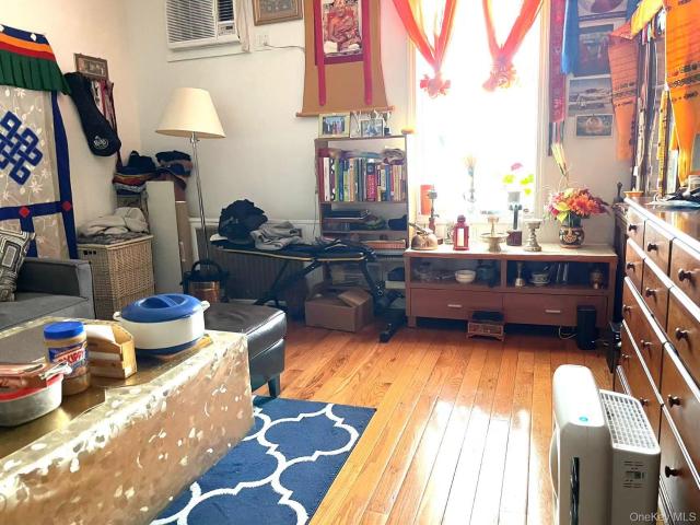 37 43 58th Street