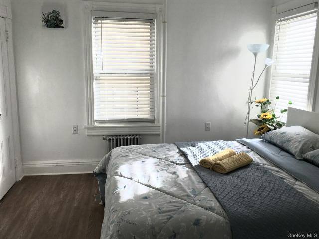 37 54 99th Street
