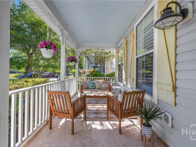 37 5th Avenue