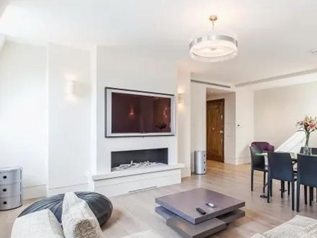 37 66 Saint Mary Abbot's Court, Warwick Gardens, London, W14 8RD, United Kingdom | 3 bed apartment for rent #166485165 | Rentberry