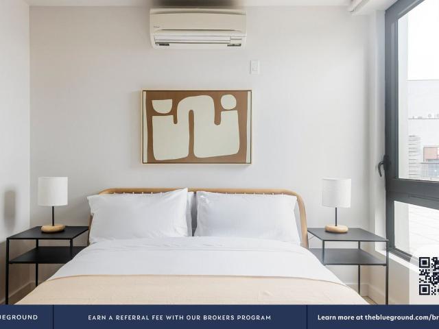37 05 30th Street Studio Apartment for Rent at 3705 30th St #1983, New York, NY 11101 Long Island City