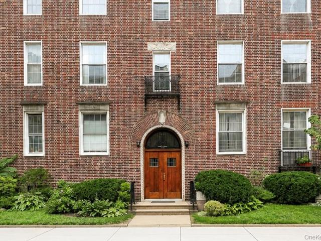 37 22 85th Street 31