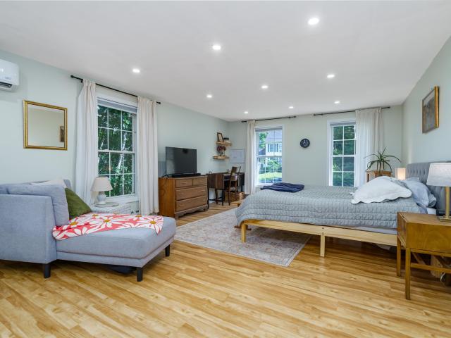 37 Tamarack Road