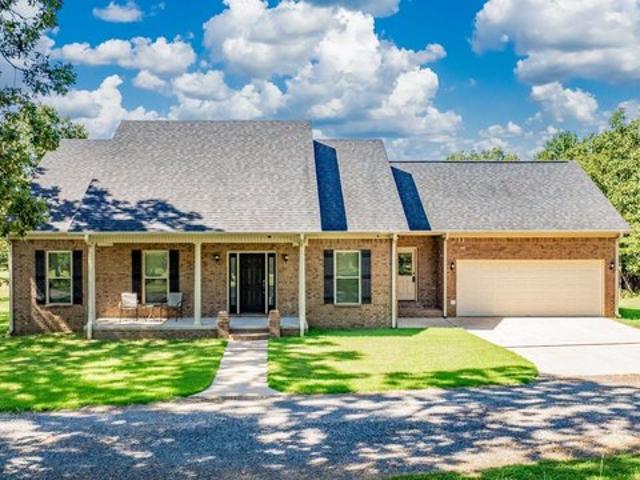 37 Thomas Rd, Greenbrier, AR 72058