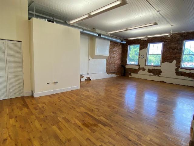 37 Union Street S # D