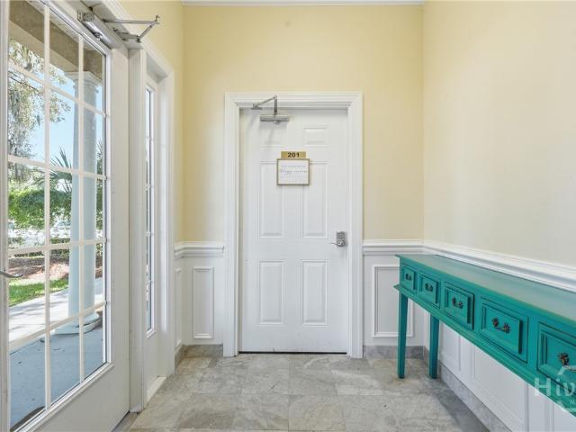 37 W Fairmont Avenue # 201