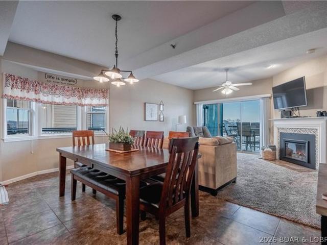 37 Westshore Falls Ct Unit 3A, Lake Ozark, MO 65049