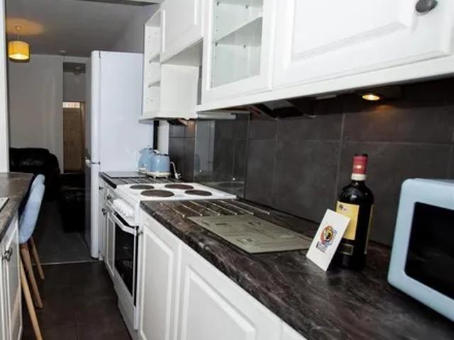 37 Winnie Road, Metchley, B29 6JU, United Kingdom | 3 bed house for rent #133648747 | Rentberry