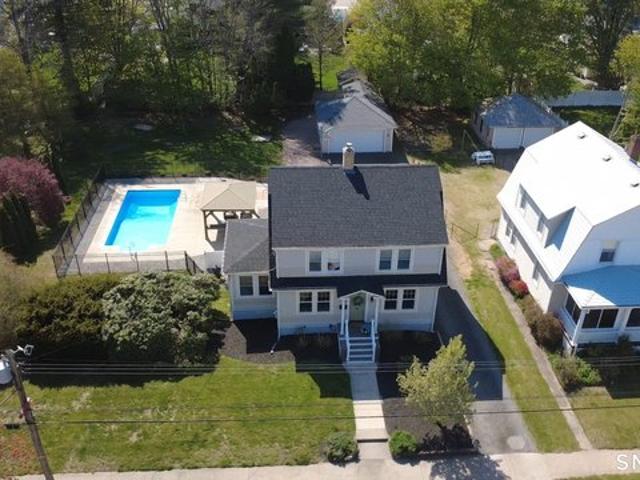 37 William St, Stonington, CT 06379