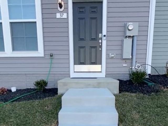 37 Abigail St Unit 1, Charles Town, WV 25414