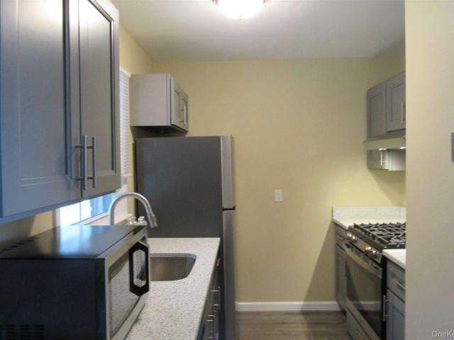 37 alpine drive e
