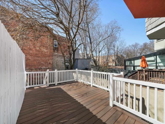 37 Astoria Pl # 1
