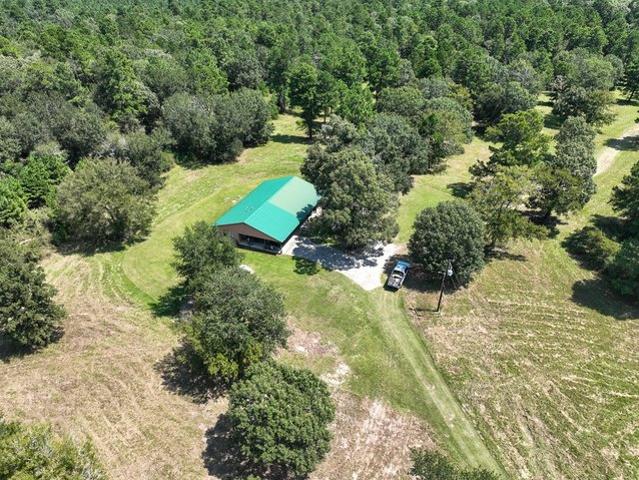 37 Archie Rd, Huntsville, TX 77320