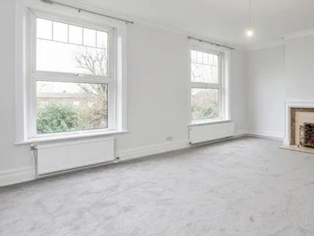37 Baxendale, London, N20 0EG, United Kingdom | 4 bed house for rent #140399662 | Rentberry