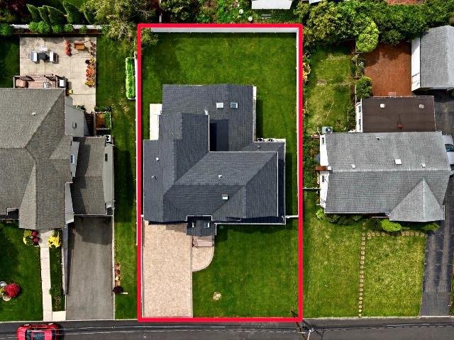 37 Beverly Drive